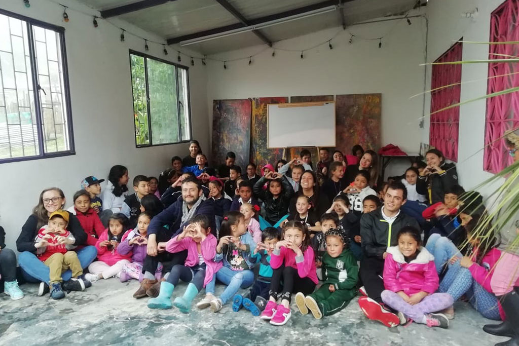 Gran velada llena de arte y amor en la subasta “Mariana Novoa Tiene ...