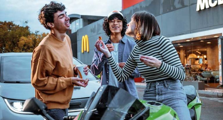 Los icónicos Chicken McNuggets cumplen 40 años - La Revue